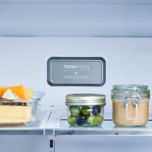 How Your Smart Fridge Features Help To Reduce Food Wastage